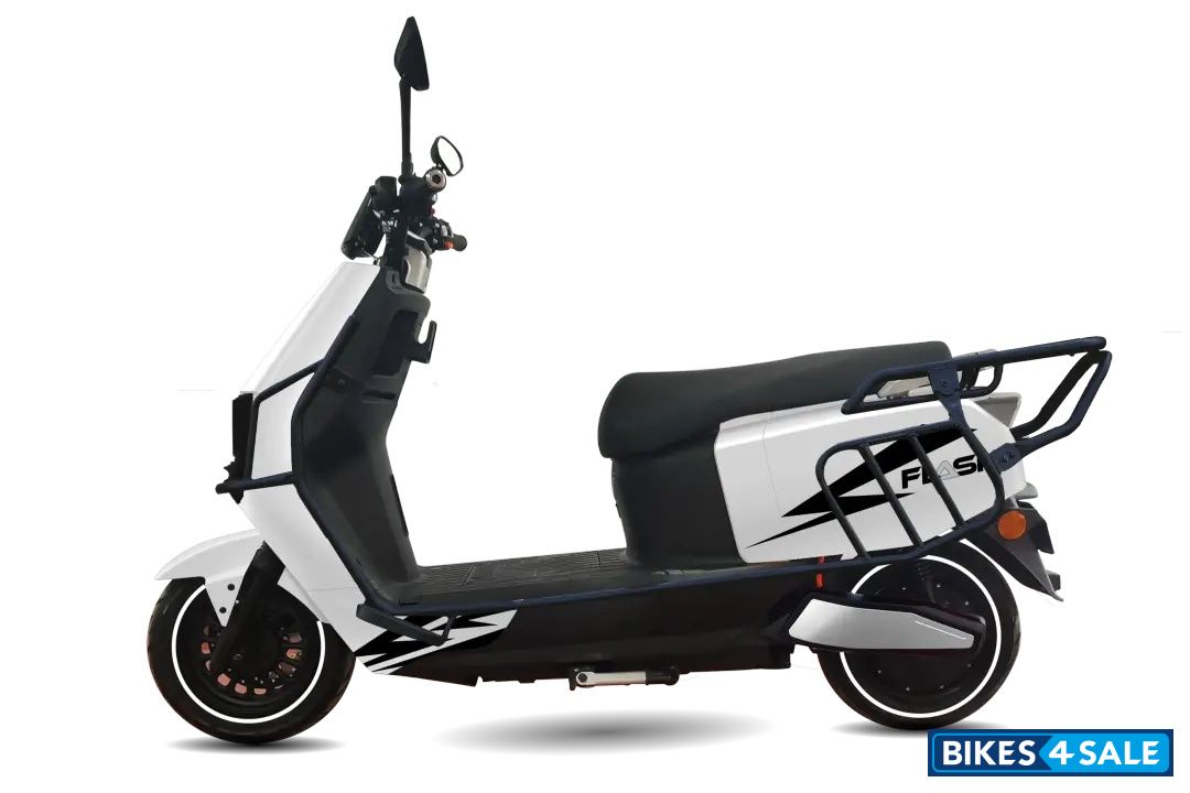 Crown Flash Electric Scooter Price, Specs and Features - Bikes4Sale