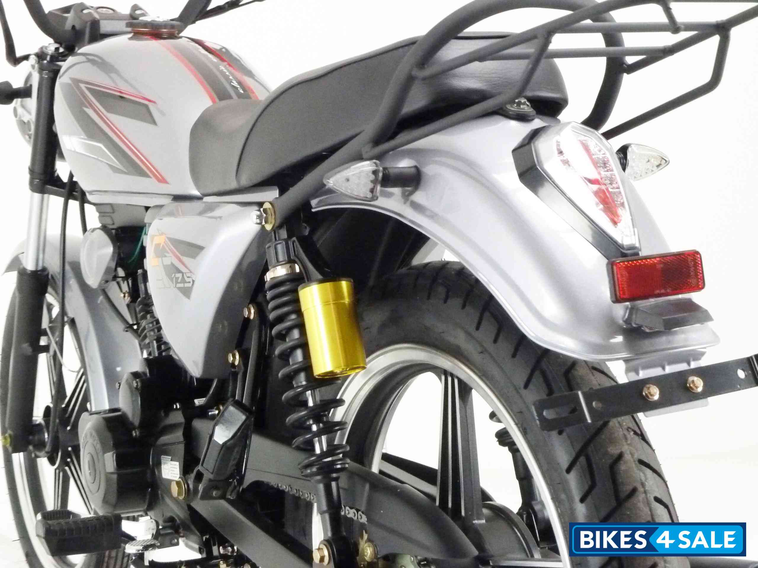 Genata CS 125 Motorcycle Price, Specs and Features - Bikes4Sale