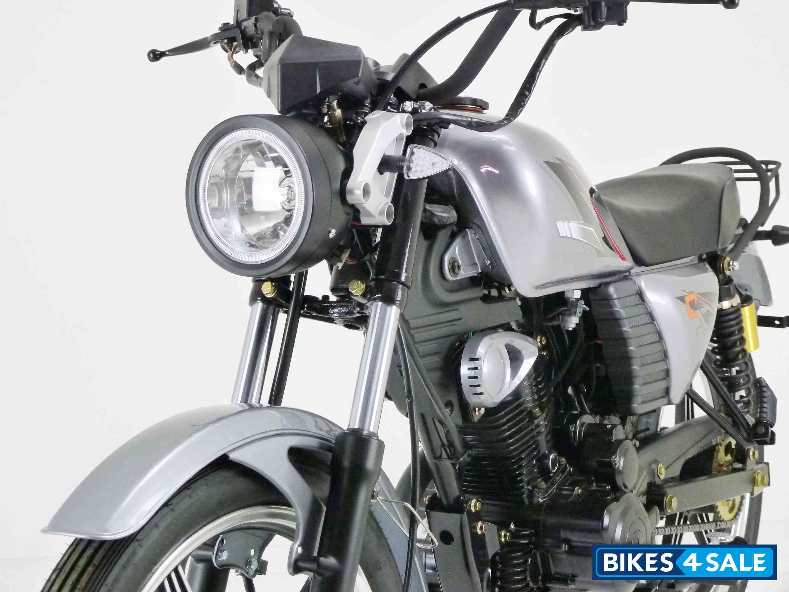 Genata CS 125 Motorcycle Price, Specs and Features - Bikes4Sale