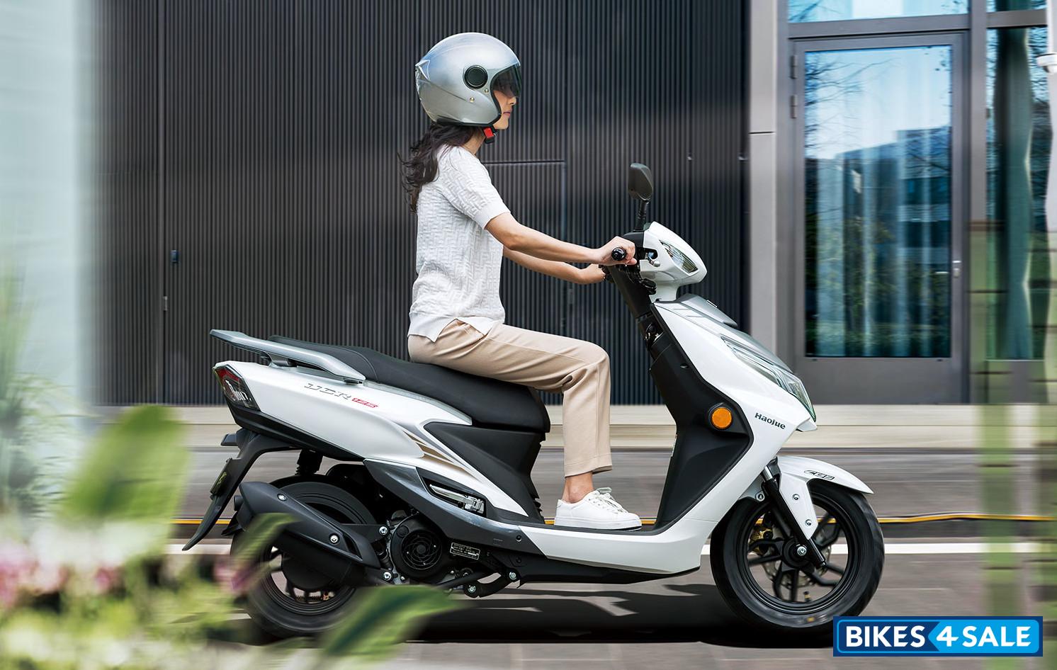 Haojue UCR125 Scooter Price, Specs and Features - Bikes4Sale