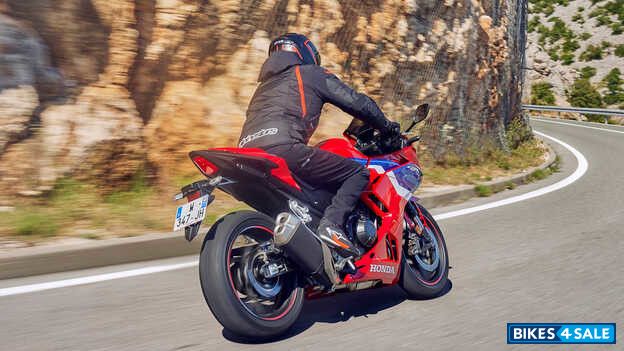 Honda 2024 CBR500R Motorcycle Price, Specs and Features - Bikes4Sale