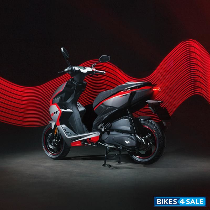 Lexmoto SRT 125 Scooter Price, Specs and Features - Bikes4Sale