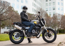 Bristol Invictus 160 Scooter Price, Specs and Features - Bikes4Sale