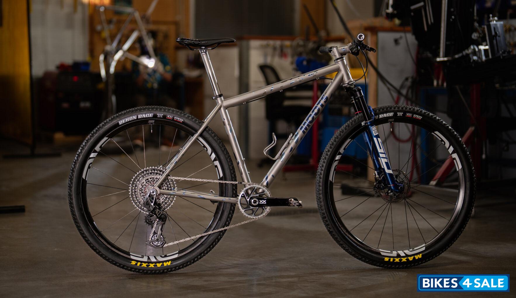 Moots MXC Unveiled: A Titanium Hardtail Mountain Bike - Bikes4Sale